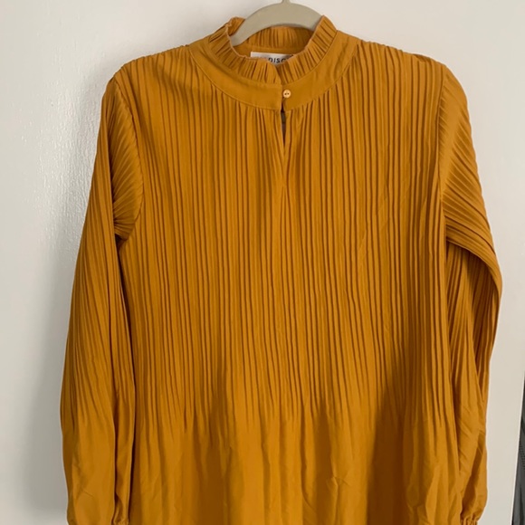Madison | Dresses | Madison Mustard Yellow Pleated Dress | Poshmark